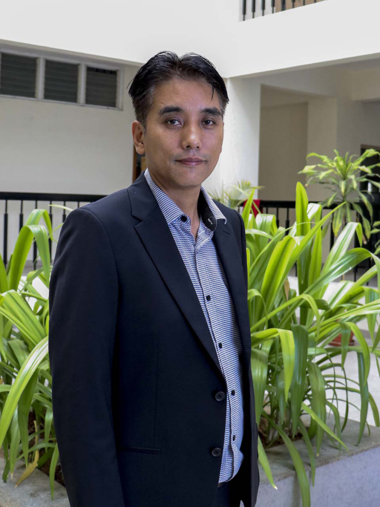 Faculty and Staff - Dalai Lama Institute for Higher Education